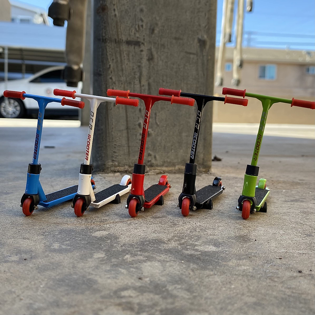 Yllo Professional Finger Scooter Toy Made of Alloy Metal with Changeable bar Grips, Rubberized Wheels, and Two Piece Fork. for use Fingerboard Obstacles, Fingerboard Parks, and competitions. - White