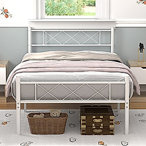 VECELO Twin Size Platform Bed Frame with Headboard and Footboard, Heavy-Duty Mattress Foundation with Steel Slats Support, No Box Spring Needed/Easy Assembly, Pure White