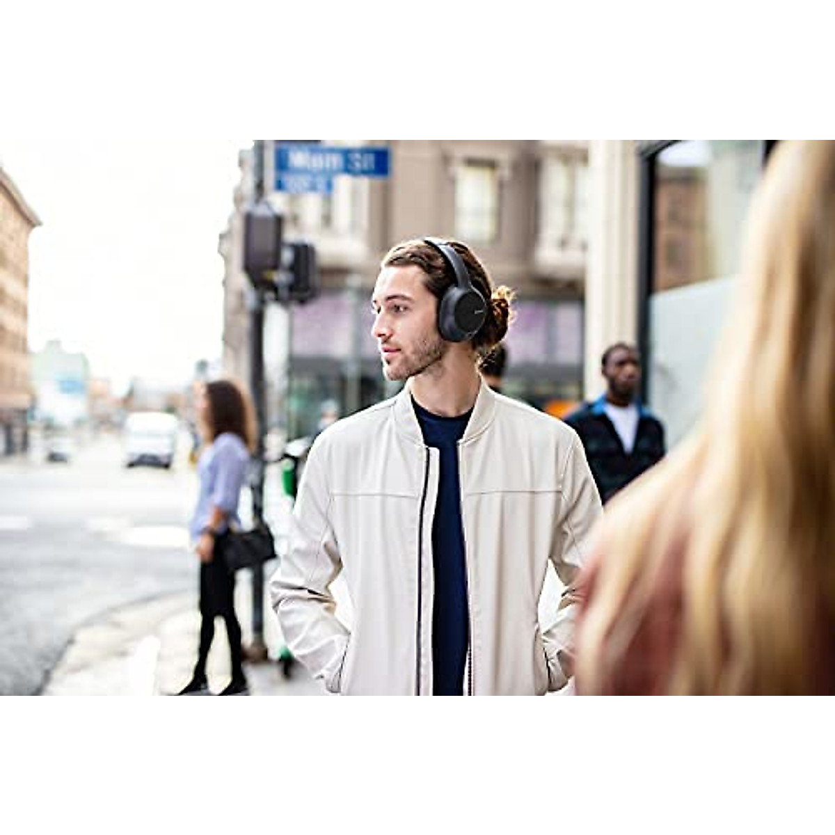 Sony Noise Canceling Headphones WHCH710N: Wireless Bluetooth Over The Ear Headset with Mic for Phone-Call and Alexa Voice Control, Black