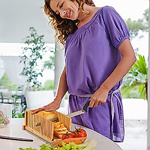 Kiss Core Premium Bamboo Bread Slicer for Homemade Bread, Crumb Catcher, Foldable and Compact Loaf Cutter 3 Size Slicing Guide