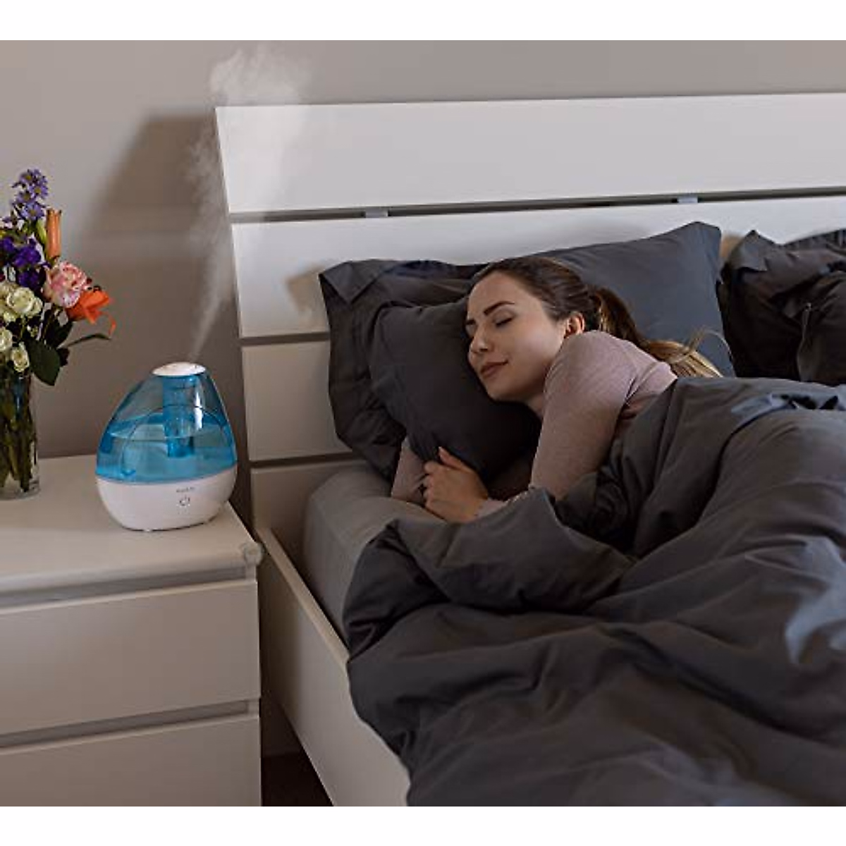 Asukro Ultrasonic Cool Mist Humidifier, Humidifiers for Bedroom And Babies, 360° Adjustable Rotation, Auto Shut Off, 2L