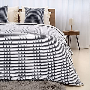 Cozy Bliss Grid Sherpa Blanket, Double Sided Fuzzy Soft Fleece Throw Blanket Cozy Plush Thick Ribbed Blanket for Couch Bed Sofa (Black Marl, 90 x 90)