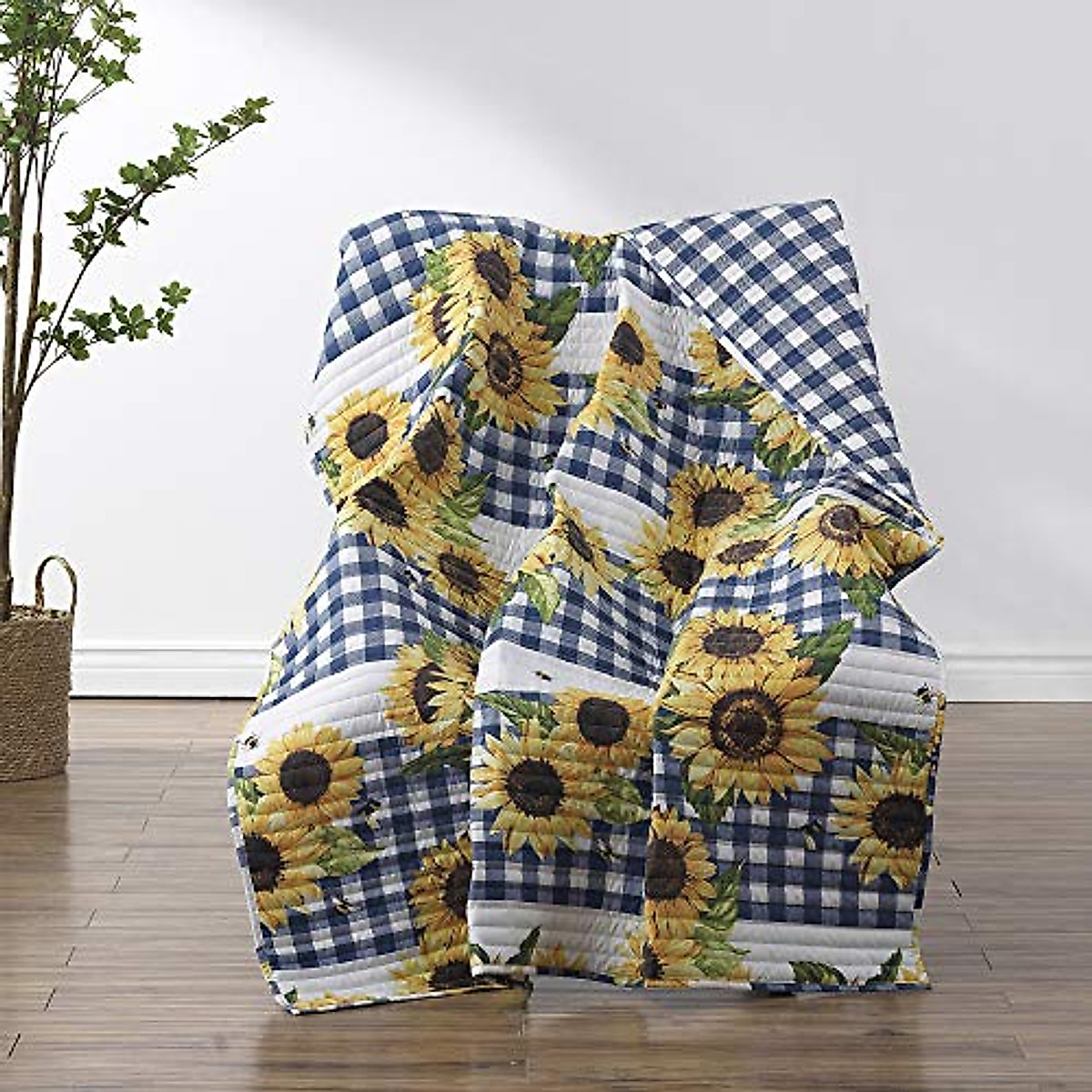 Greenland Home Barefoot Bungalow Sunflower Throw Blanket, 50 x 60-inch, Gold