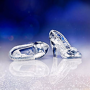 Disney Princess Style Series Holiday Style Cinderella, Christmas 2020 Fashion Collector Doll with Accessories, Toy for Girls 6 Years and Up