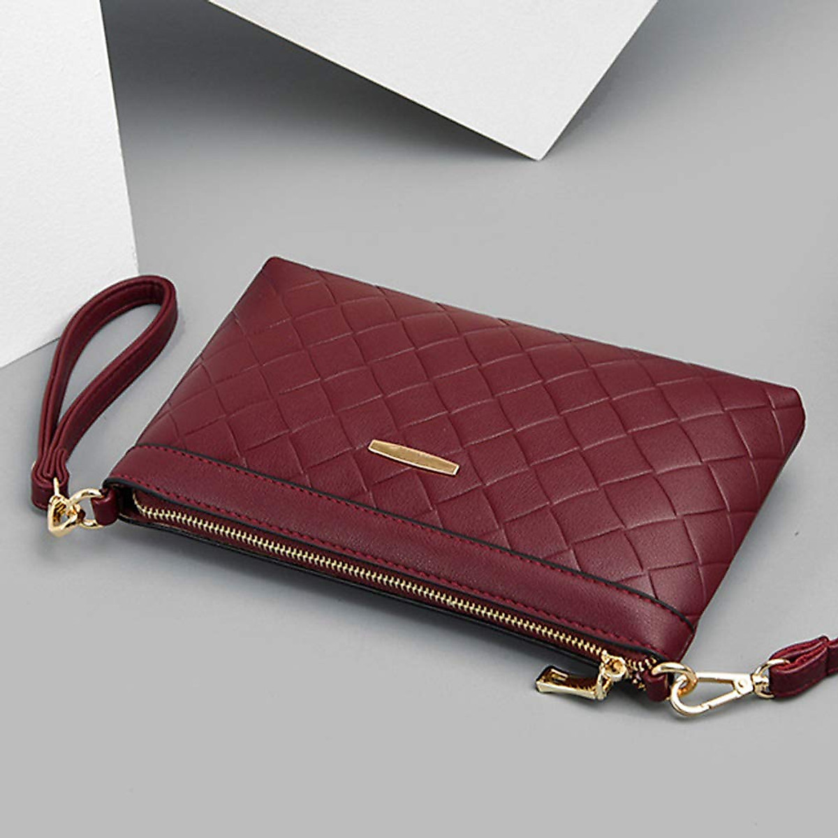 Sunshinejing Small Crossbody Bag for Women Leather Shoulder Bag Lightweight Cell Phone Wallet Wristlet Purse (Burgundy)