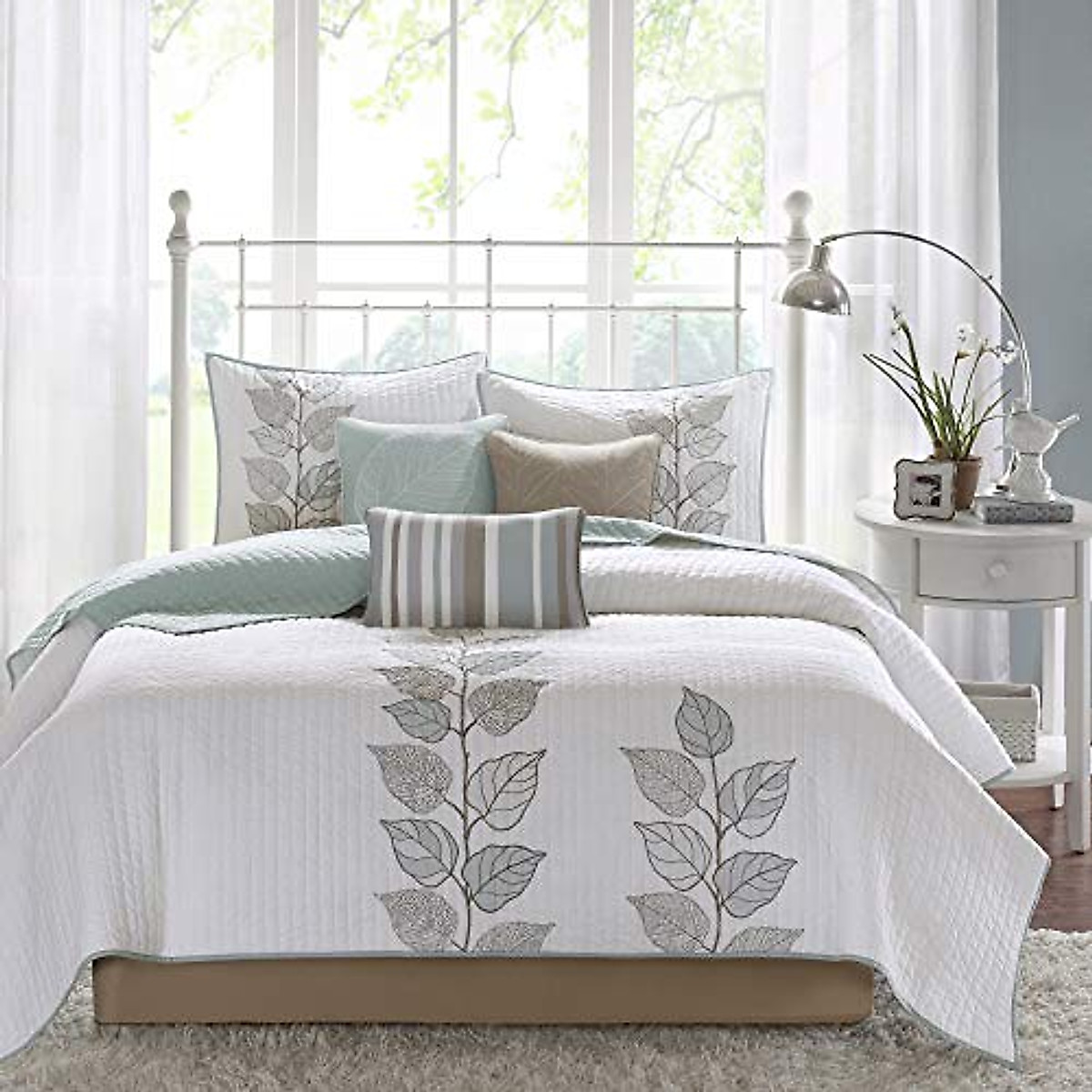 Madison Park Caelie Quilt Modern Classic Design All Season, Breathable Coverlet Lightweight Bedding Set, Matching Shams, Decorative Pillow, King/Cal King(104"x94"), Leaf Blue 6 Piece