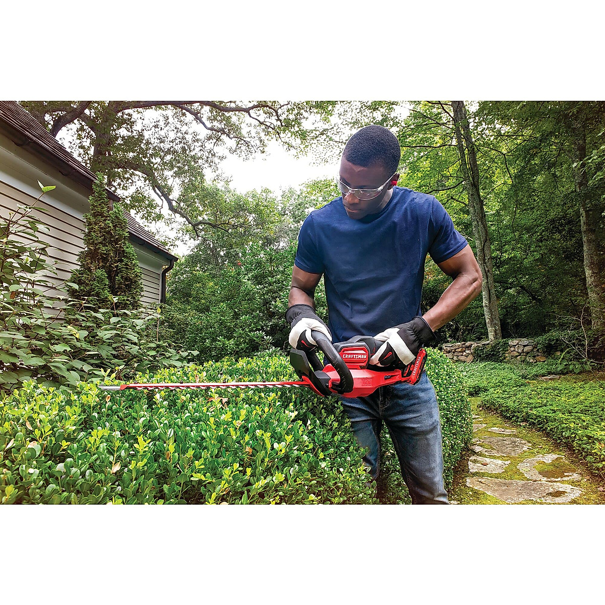 CRAFTSMAN V20 Cordless Hedge Trimmer, 22 inch, Bare Tool Only (CMCHTS820B)