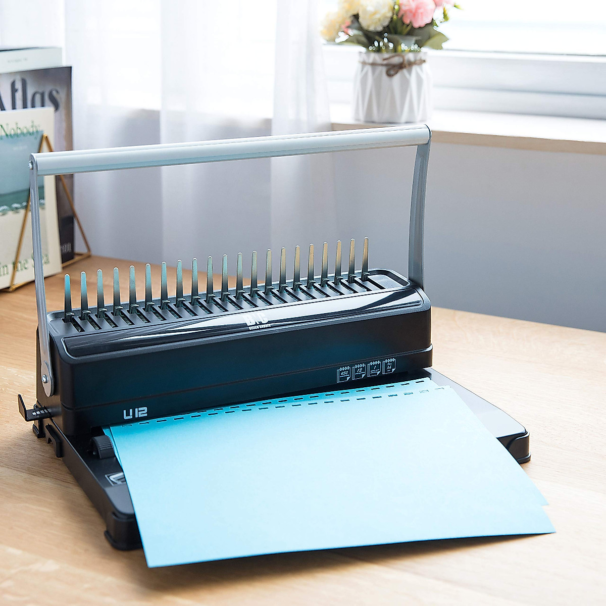 BNC U12 21-Hole Binding Machine 450 Page Binding Capacity and 12 Page Punching Capacity