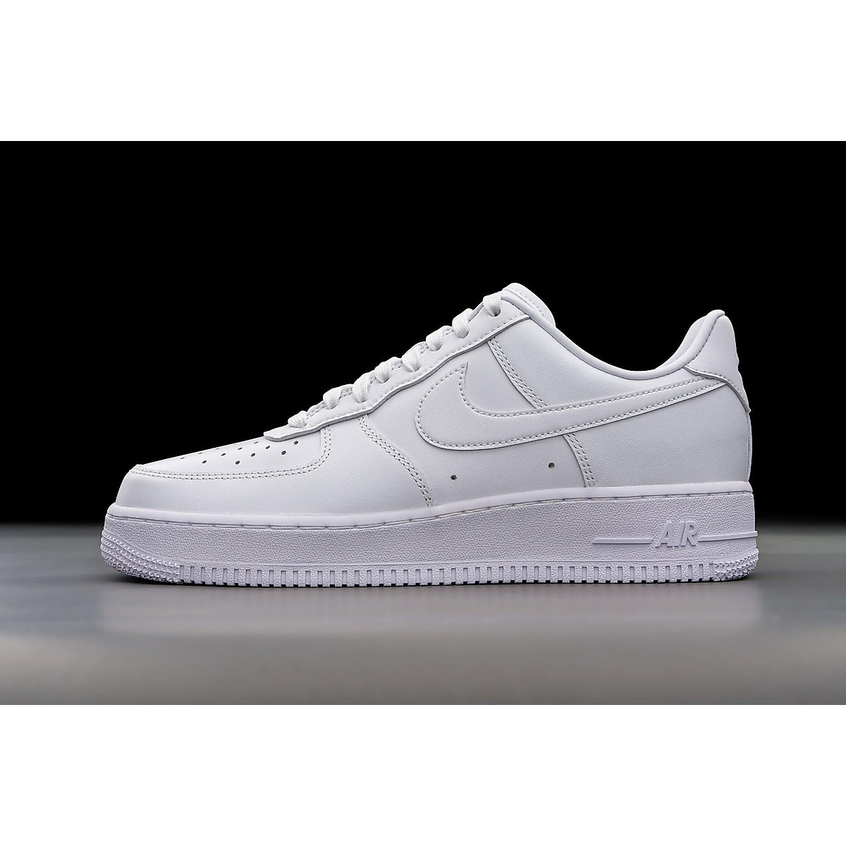 Nike Mens Air Force 1 Low '07 CW2288 111 White on White - Size 9.5