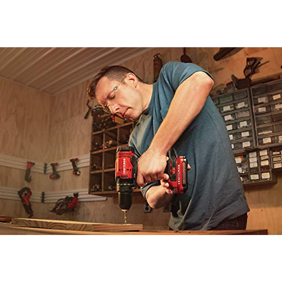 CRAFTSMAN V20* Cordless Drill/Driver Kit (CMCD700C1)
