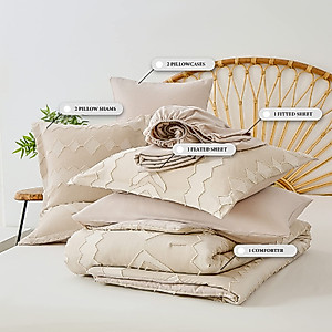 WURUIBO Full Comforter Set,7 Piece Bed in a Bag Beige Tufted Comforter and Sheet Set,Soft Microfiber Boho Bedding Comforter Set for All Season(Beige,Full)