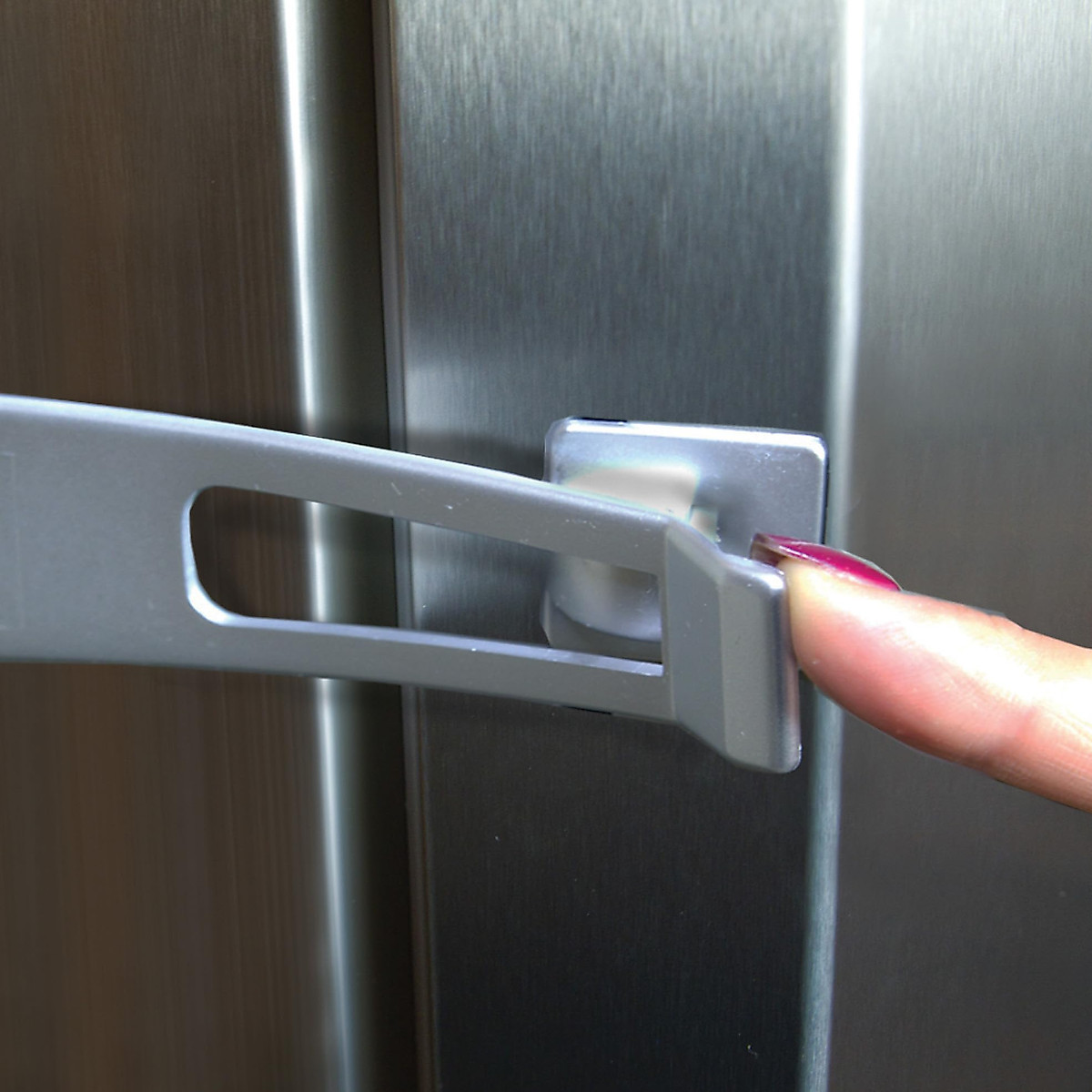 Dreambaby Refrigerator Latch, Silver