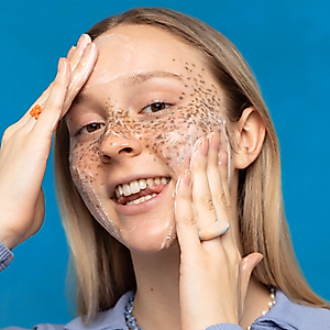 Selfless by Hyram Centella & Green Tea Hydrating Gel Cleanser. Gentle, Hydrating Daily face Cleanser with Antioxidants that Removes Makeup. For All Skin Types (5 fl oz)