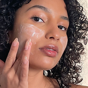 Kate Somerville Goat Milk Moisturizing Cleanser, Gentle Daily Face Wash, Relieves Dry Skin & Tightness, 4 Fl Oz