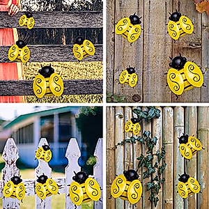 QMCAHCE Metal Bumblebee Wall Decoration, 3D Iron Bee Art Sculpture Outdoor Home Garden Courtyard Lawn Fence Wall Decoration, Metal Bee Hanging Wall Decorations(Yellow)