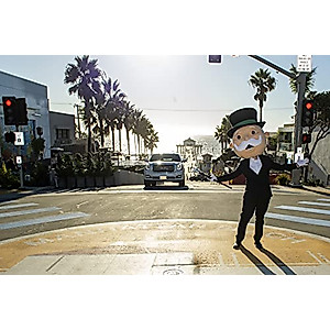 Monopoly Board Game Manhattan Beach Edition: 2-6 Players Family Board Games for Kids and Adults, Board Games for Kids 8 and up, for Kids and Adults, Ideal for Game Night