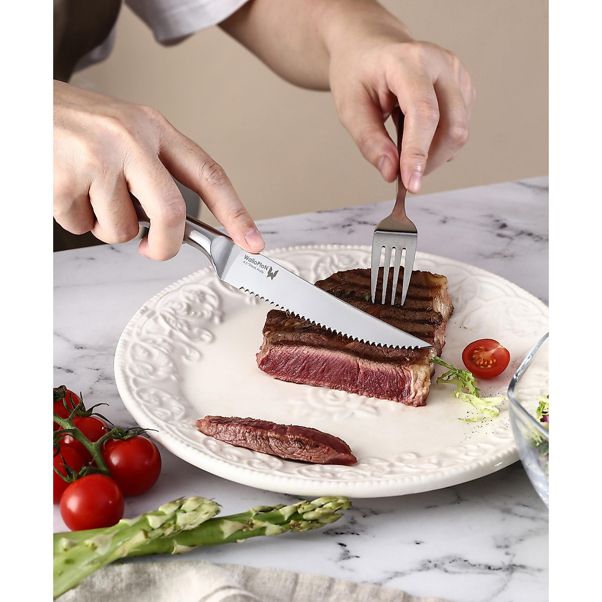 WALLOPTON Steak Knives Set of 8 - High Carbon Stainless Steel, Dishwasher Safe - Polished Blade & Handle, Straight Edge - 4.5'' Kitchen Dinner Table Knife Set Non Serrated