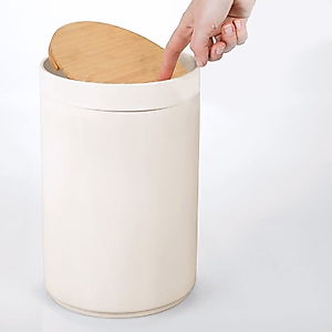 mDesign Plastic Round Trash Can Small Wastebasket, Garbage Bin Container with Swing-Close Lid, Kitchen, Bathroom, Home Office, Bedroom Basket; Holds Waste, Recycling,1.3 Gallon -Cream/Beige/Natural
