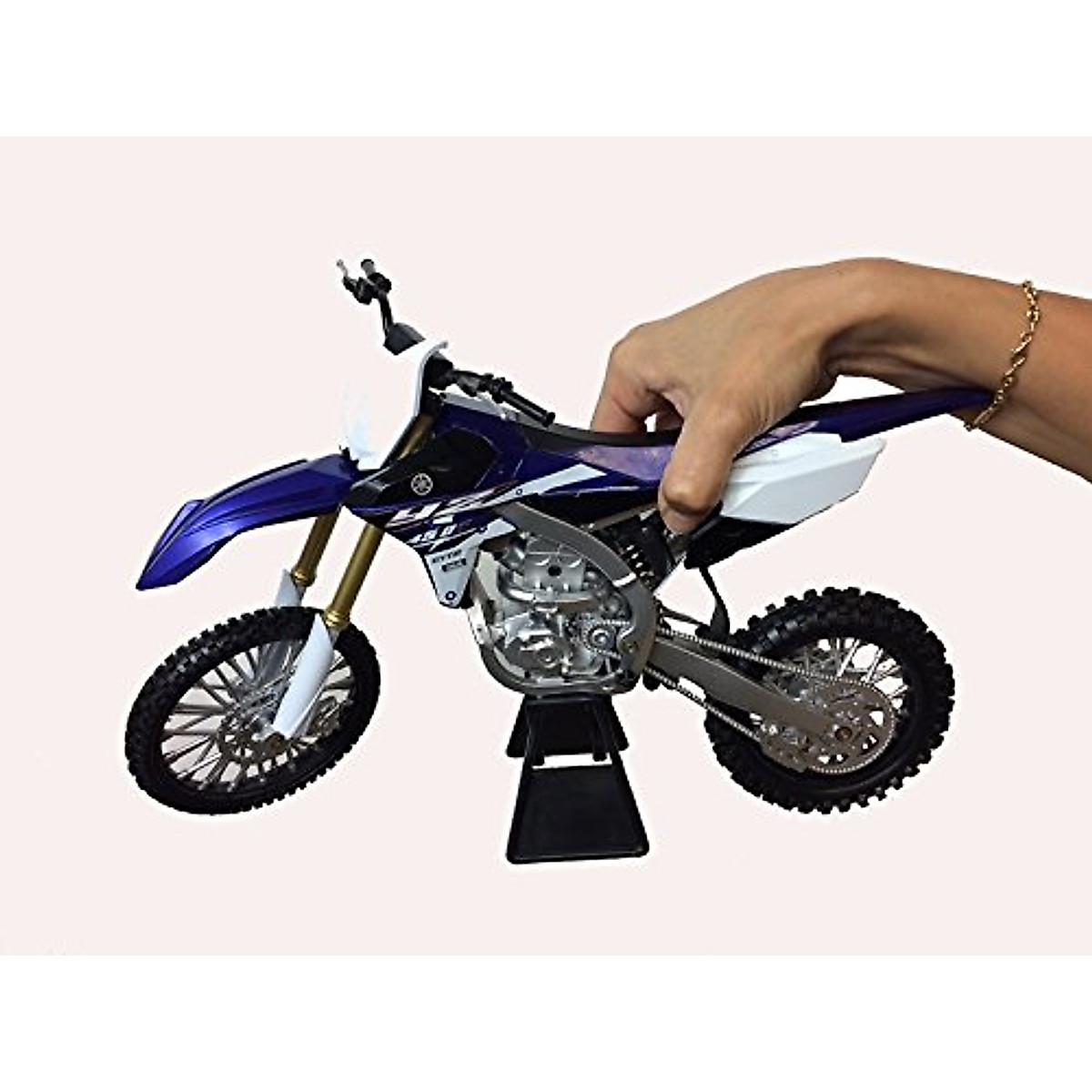 New-Ray Toys 1:6 2017 Yamaha YZ450F,Multi-Coloured,49643