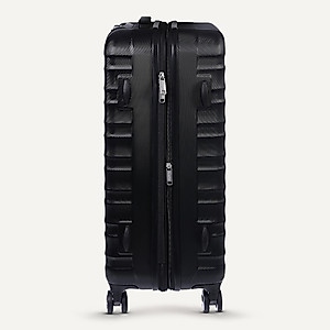 Amazon Basics 30-Inch Hardside Spinner, Black