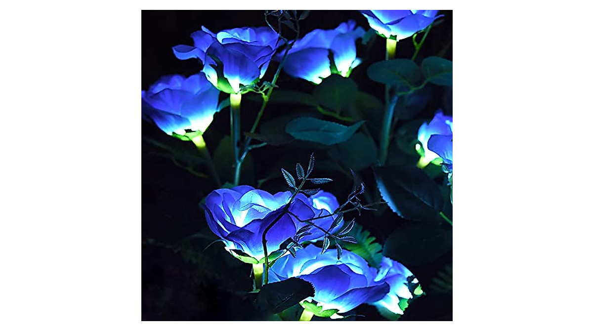 Realistic Solar Rose Lights for Garden & Patio Decor - Waterproof