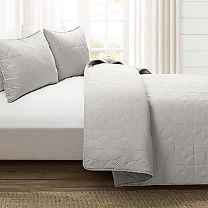 Lush Decor Mid Century Circle Reversible Oversized Cotton 3 Piece Quilt Set, Full/Queen, Gray