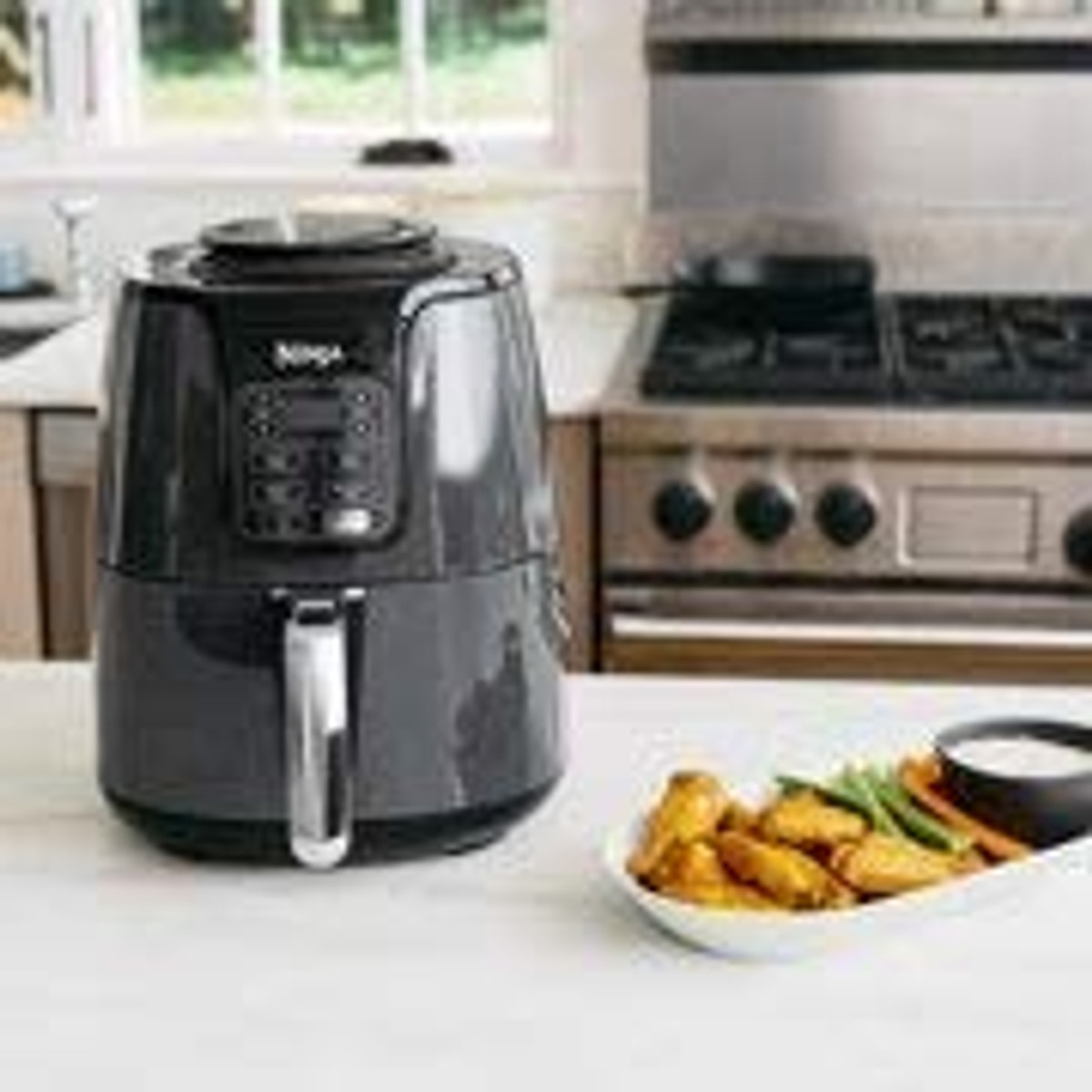 Ninja 4-Quart Air Fryer, AF100 (Renewed)