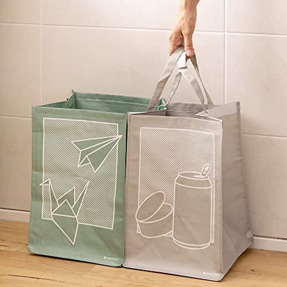 Navaris Recycle Bag Set (4 Pieces) - Reusable Recycling Bags to Separate Paper, Plastic, Glass, Metal - Recycling Bins Sorter Bin Kitchen Organizer