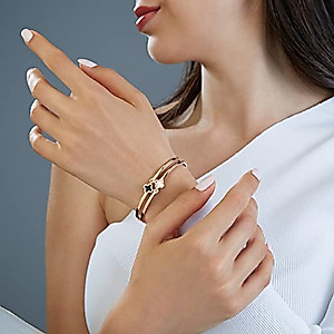 GFEEL 14K Gold Plated Bangle Bracelet, Leaf Clover Gold Bangle Bracelet for Women Black and White Shell Four-Leaf Clover Gold Plated Bracelets, Dainty Clover Bangle Bracelet. Cuff Bracelets for Women with Gift Box