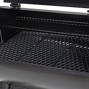 Dyna-Glo DGSS7002BPW-D Signature Series 706 Total Sq. in. Wood Grill Pellet Grill & Smoker, Black/red