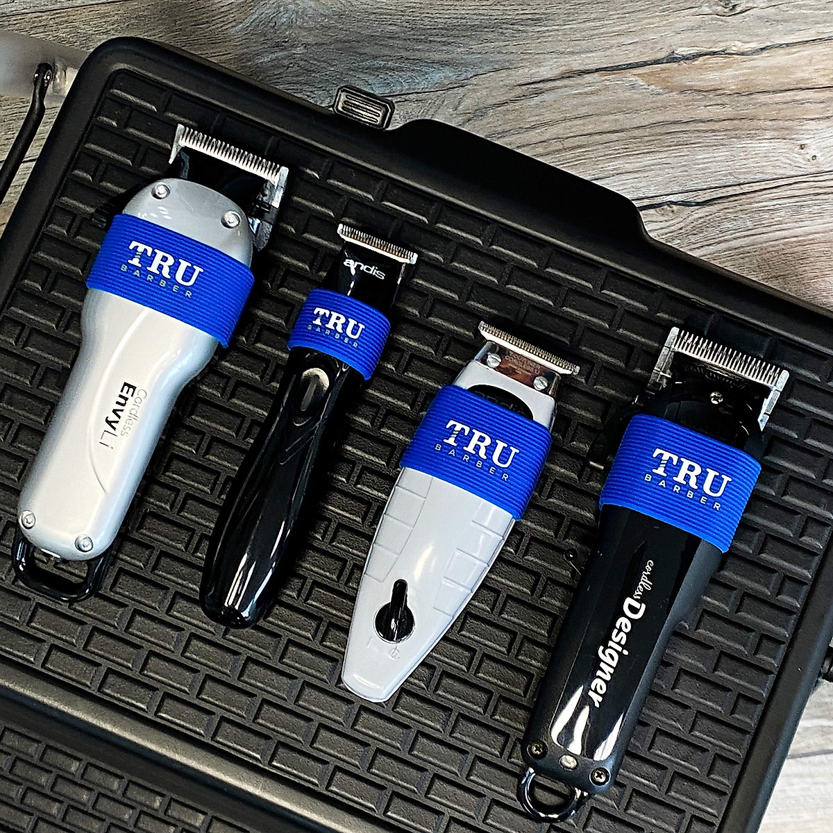 TRU BARBER Clipper Bands 4 PCS Clipper Sleeve for Barbers, Clipper Sleeve for Barber Tools, Non Slip, Heat Resistant (Blue)