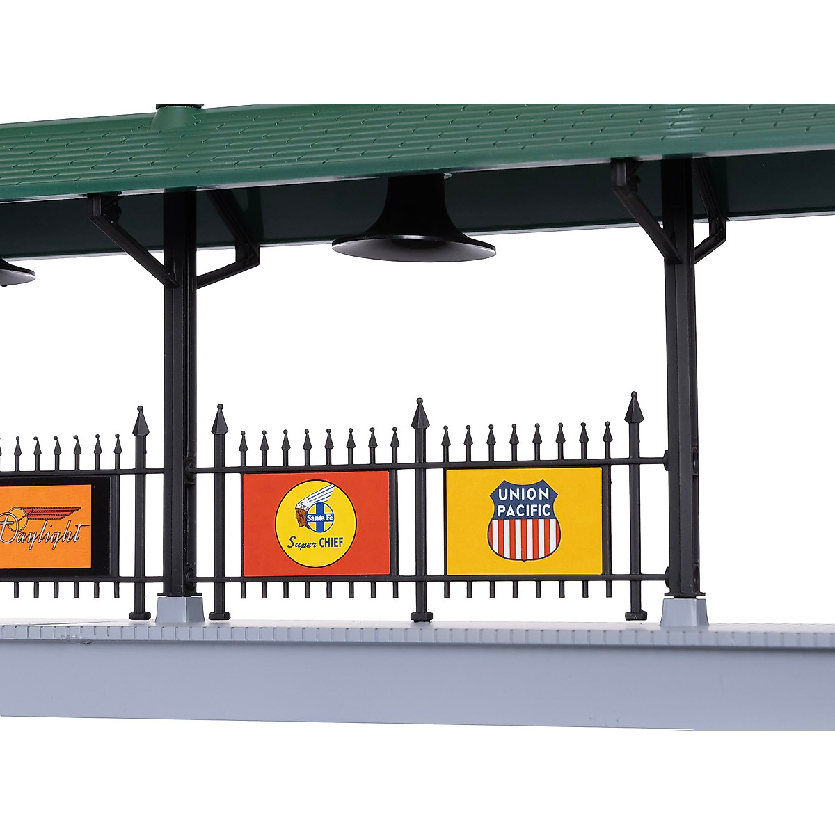 Lionel Electric O Gauge Model Train Accessories for 168 months to 999 months, Illuminated Station Platform , Green