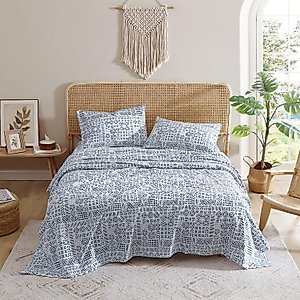 Indigo Ink - Full Size Sheet Set, 4-Piece Boho Geometric Patterned Bedding, Soft & Wrinkle Resistant (White Denim Collection, Navy Blue)