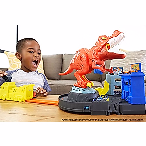 Hot Wheels T-Rex Rampage Track Set, Works City Sets, Toys for Boys Ages 5 to 10