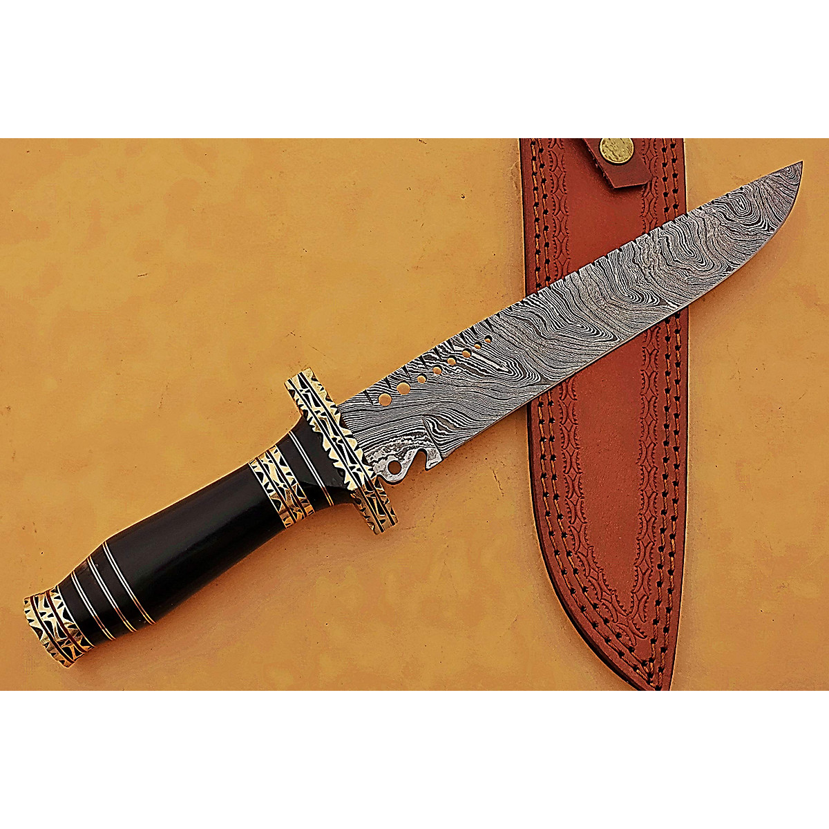 Custom Handmade Damascus Steel Hunting Knife / Bowie Knife SS-17366 ( horn ) (black)