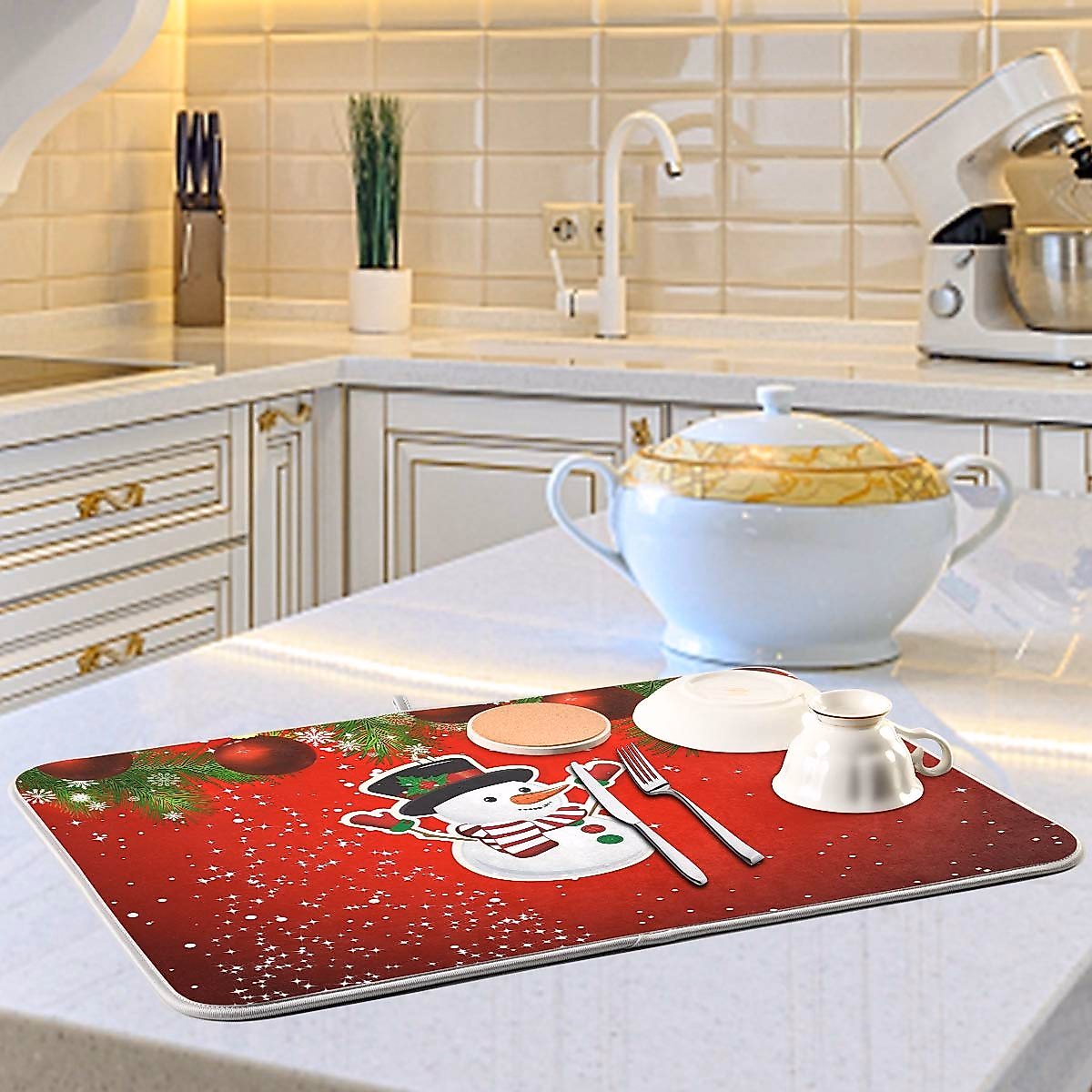Christmas Dish Drying Mat, Red Christmas Snowman Dish Mat for Kitchen Countertops Sinks Drying Mat Absorbent Heat Resistant Dishes Drainer Pad 18 x 24 Inch