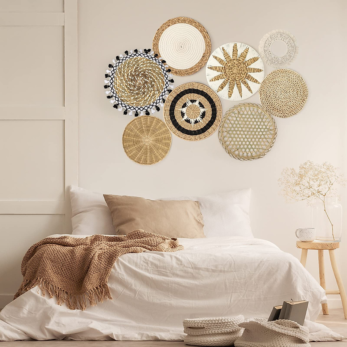 Set of 8 Wall Basket Decor Boho Wall Hanging Decor Rattan Wall Decor Flat Round Wicker Woven Macrame Tassels Tapestry Bamboo Wall Basket Serving Tray Art Handmade Set for Room Bedroom Living Room