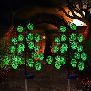 Solar Halloween Decorations Outdoor Scary Skull Stake Lights for Halloween Yard Haunted Graveyard Pathway Lights, Halloween Frightening Decor Lights for All Saints' Day Gravestone Cemetery