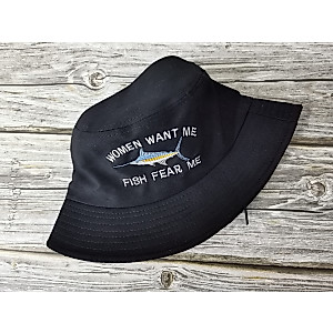 Enodtter Women Want Me Fish Fear Me Embroidered Bucket Hat, Black Embroidery Beach Sun Hat Summer Travel Fisherman Cap