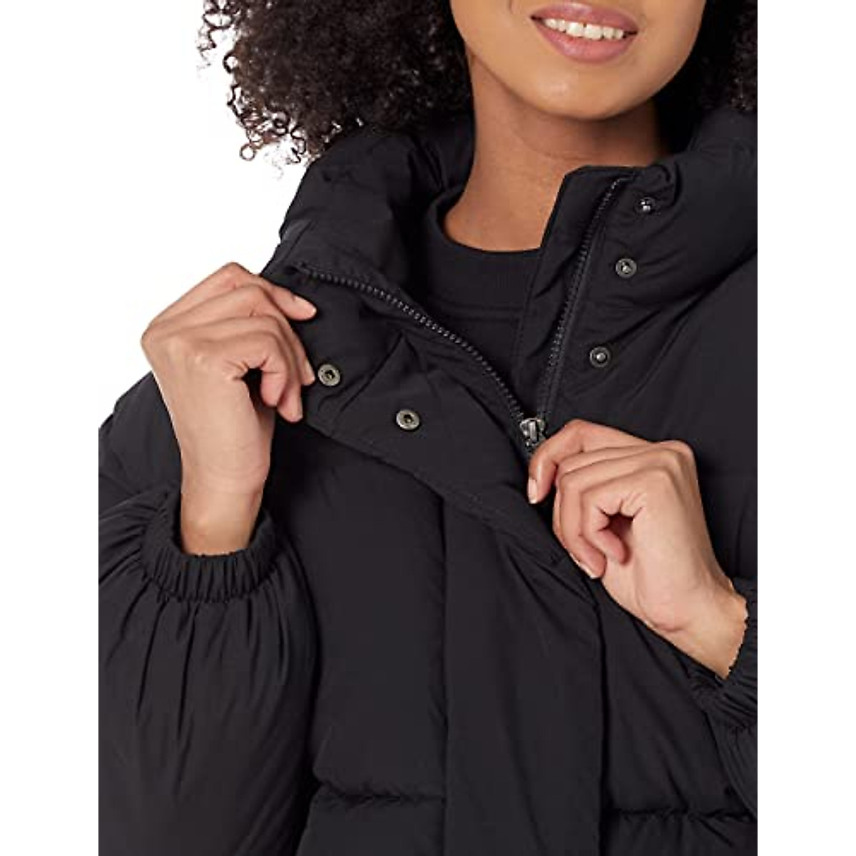 Amazon Essentials Women's Crop Puffer Jacket (Available in Plus Size), Black, Medium