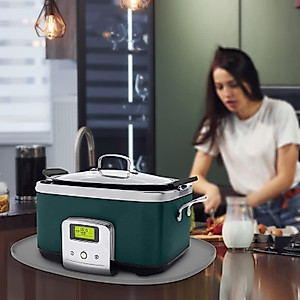 Heat Resistant Mat for 6-8 Quart Slow Cooker, Kitchen Heat Resistant Silicone Trivet，Oval Thickened Silicone Non Slip Heat Resistant Mat