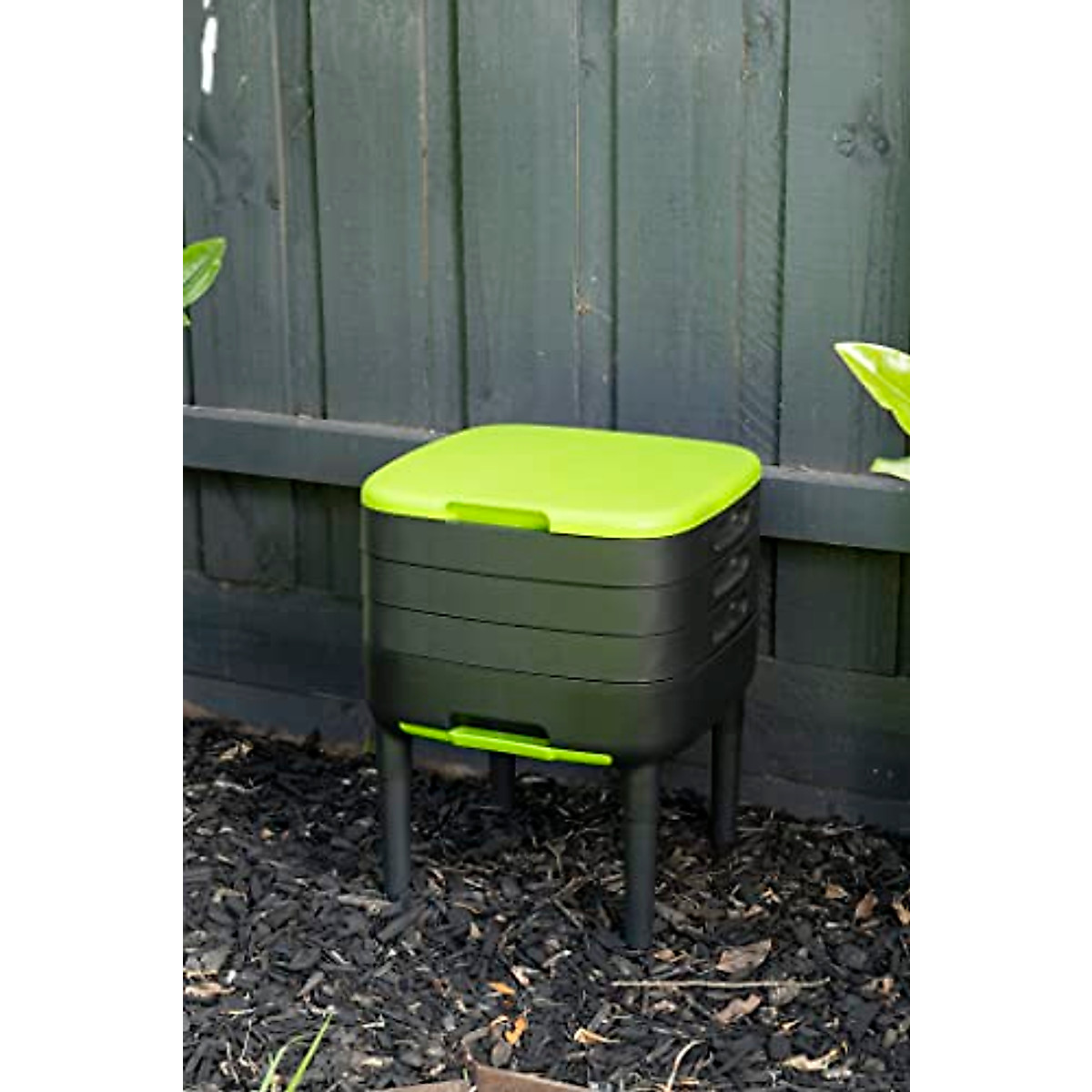 MAZE Three Level Worm Farm Compost Bin with Plastic Extension Legs