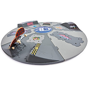 TECH DECK, Shredline 360 Motorized Skate Park, X-Connect Creator, Customizable and Buildable Turntable Ramp Set with Exclusive Fingerboard, Kids Toy for Boys and Girls Ages 6 and up