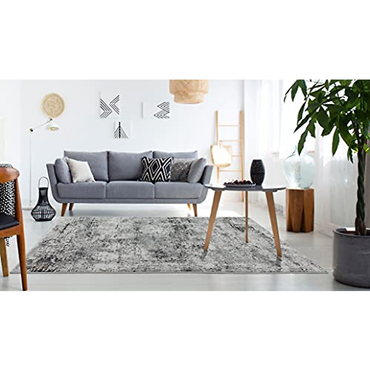 United Weavers of America Eternity Barcelona Charcoal Area Rug 5'3" x 7'2"