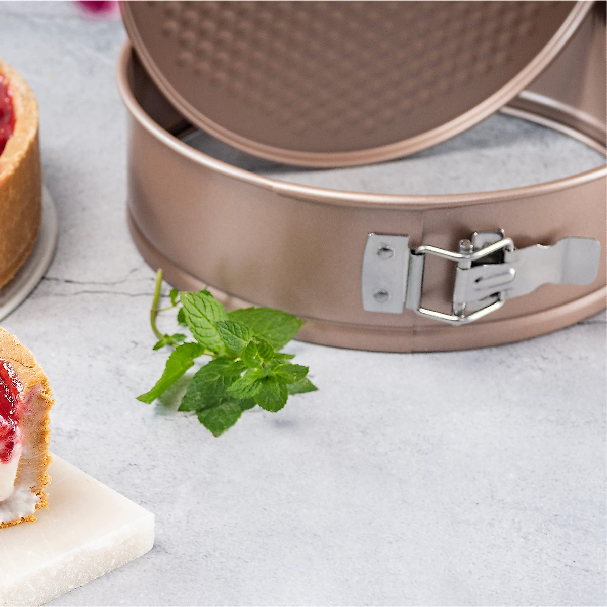 HAPPIELS Non Toxic Nonstick 8 inch Springform Pan | 8'' Cheesecake Mold | 8in Leakproof Spring-form Round Cake Pans | Nontoxic Non Stick Spring Form Pan for Baking