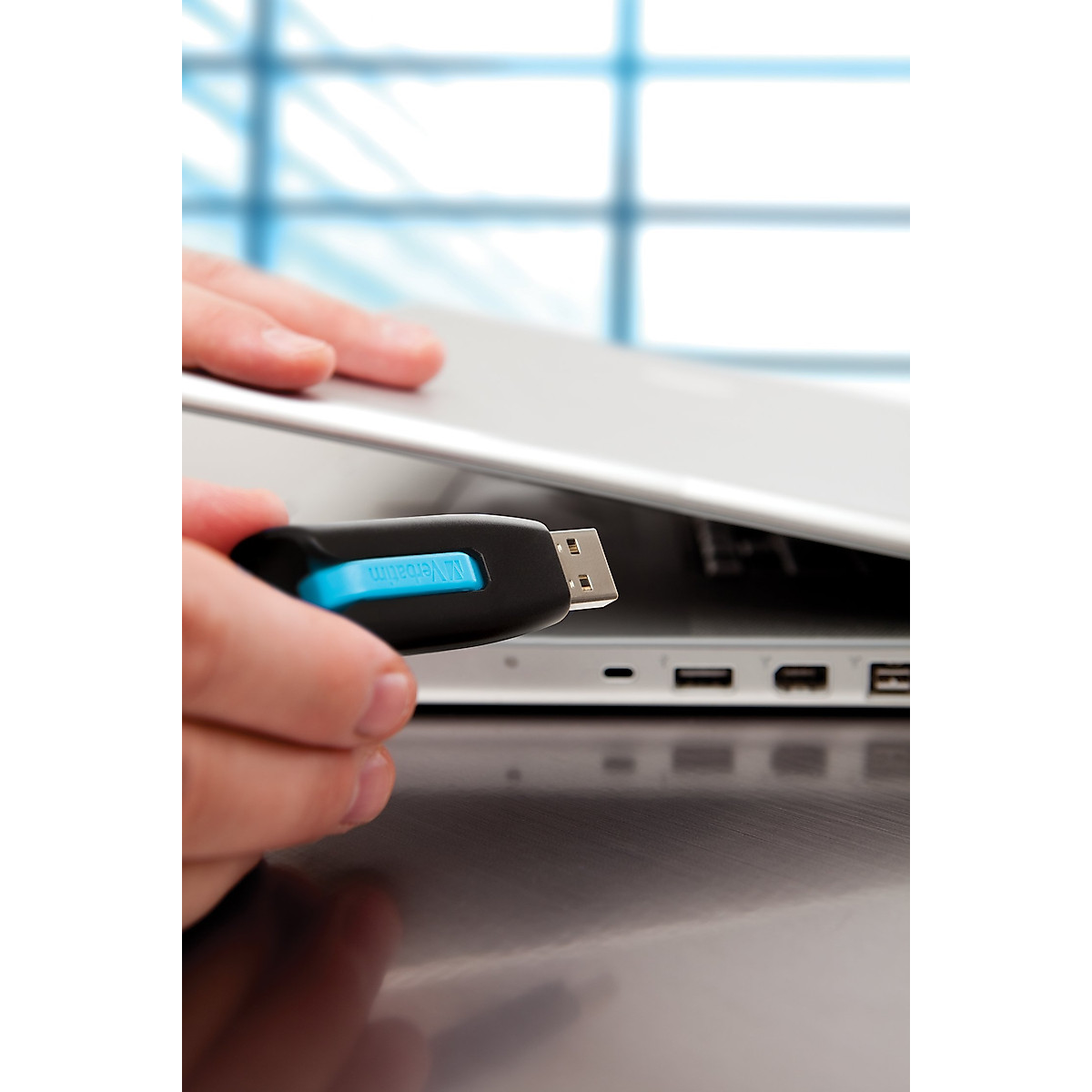 Verbatim 32GB Store 'n' Go V3 USB 3.0 Flash Drive - 2pk - Blue, Green