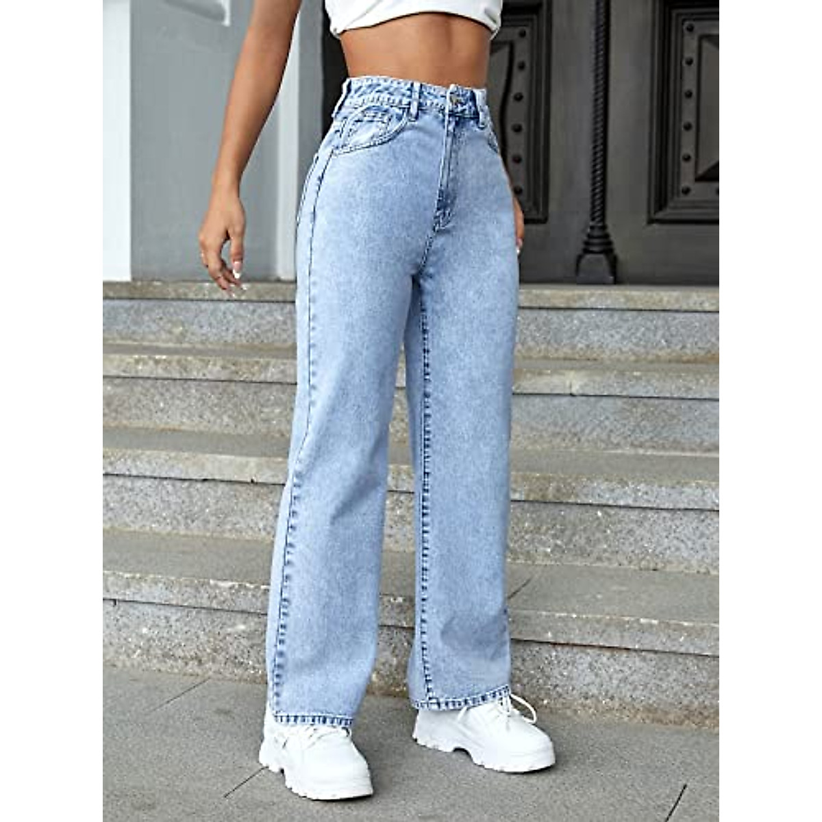 MakeMeChic Women's Straight Leg Jeans Casual High Waisted Denim Pants Light Wash A M