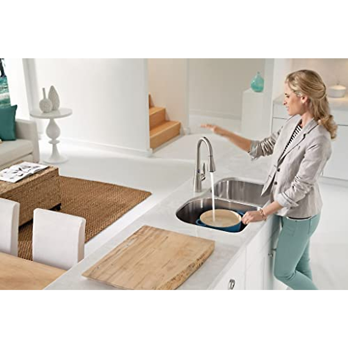Moen Arbor Spot Resist Stainless Motionsense Two-Sensor Touchless Kitchen Faucet Featuring Power Clean, One-Handle Kitchen Sink Faucets with Pull Down Spray Head, 7594ESRS