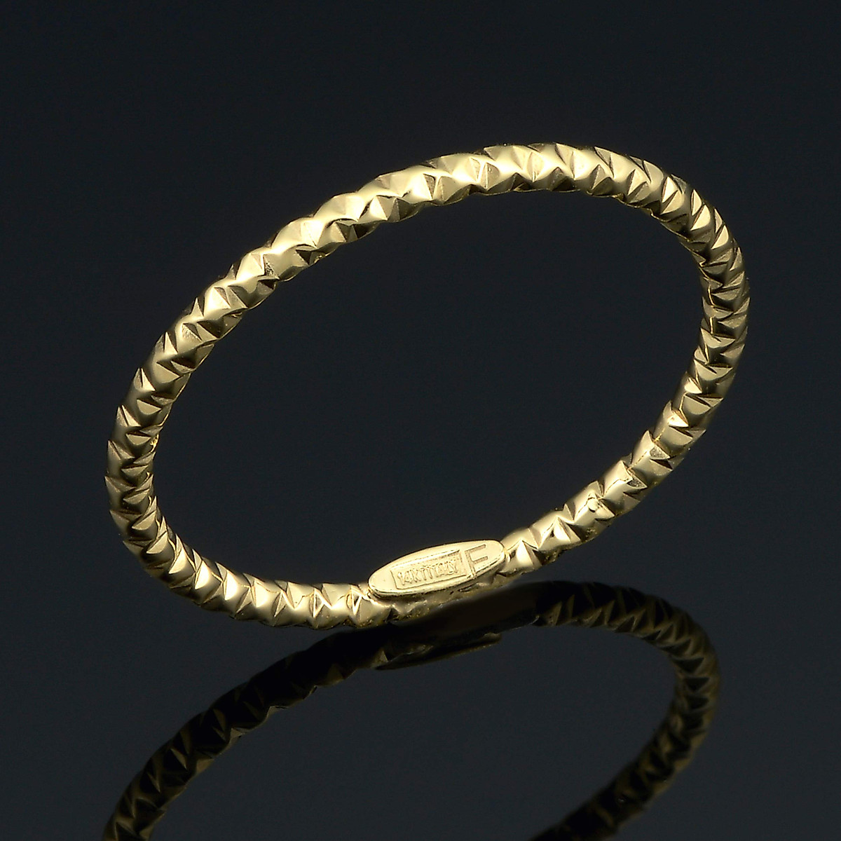 Kooljewelry 14k Yellow Gold Minimalist Diamond-cut Band Knuckle Stacking Midi Ring (size 5)