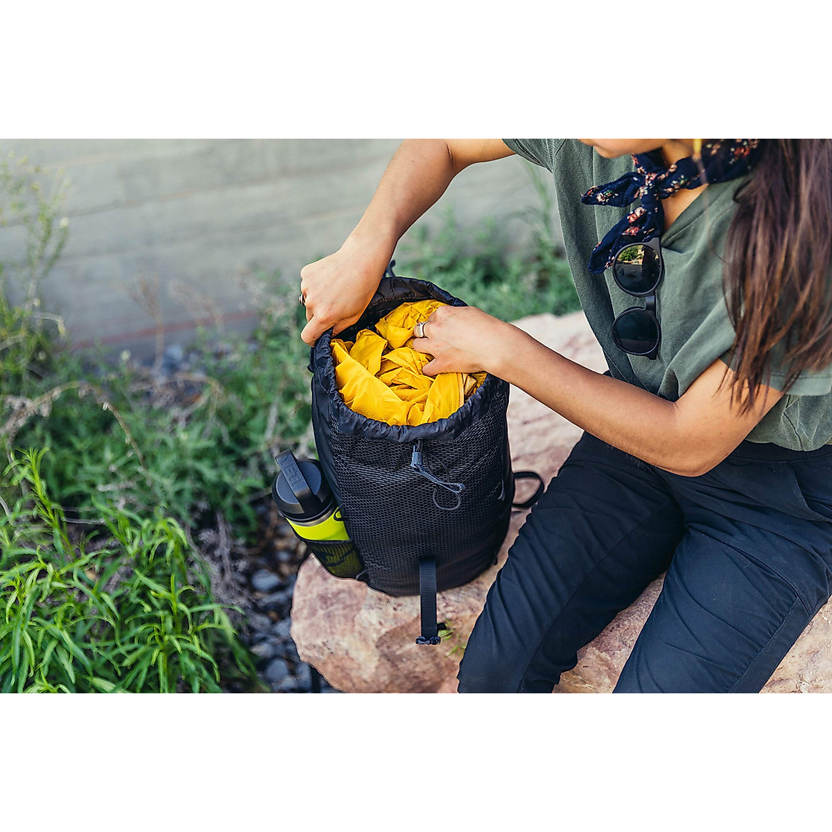 Gregory Mountain Products Nano 16 Everyday Outdoor Backpack , Obsidian Black